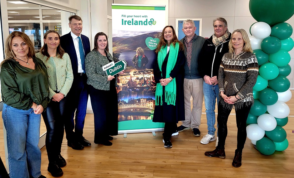 Tourism Ireland welcomes inaugural Widerøe flight from Bergen to Dublin