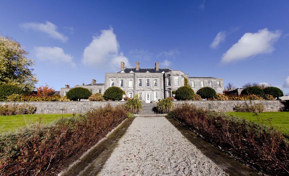 Castle Durrow and Ireland provide backdrop for new More4 TV series ...